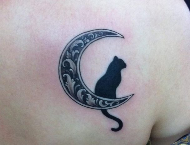 28 Best Cat and Moon Tattoo Designs | The Paws